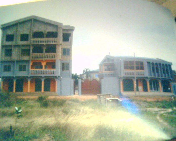 one chamber and hall,two 3-bedroom flat and two stores for rent » Ghana ...