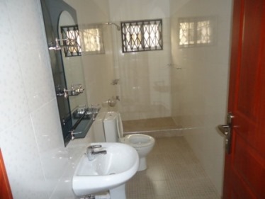 Three (3) Bedroom House for Rent at Ubuntu Courts, Oyarifa » Ghana ...